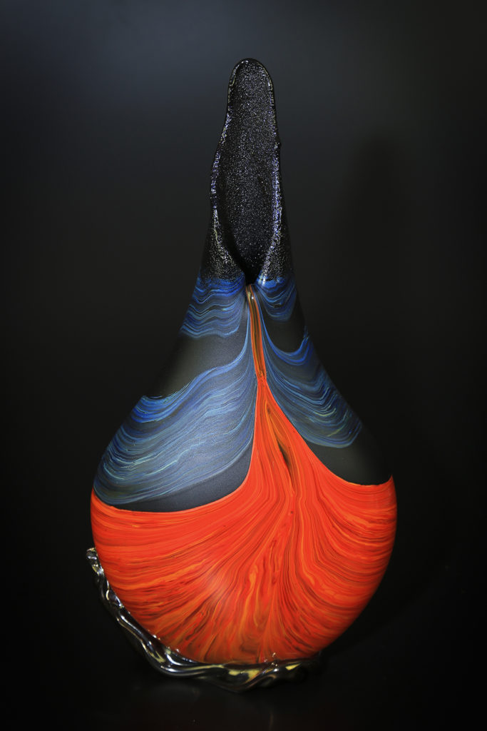 The Inversion vase | Moe Hot Glass